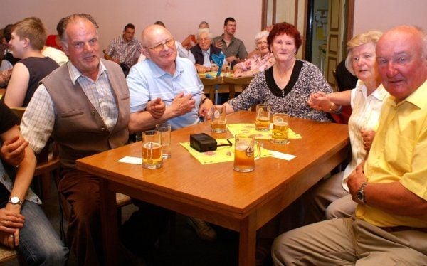 Berliner Sonarie Chor animiert Gäste zum Schunkeln