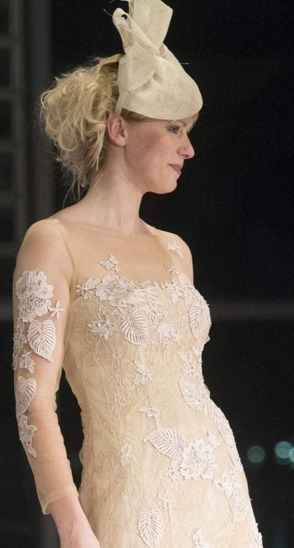 "Vokuhila" und Fliege liegen im Trend