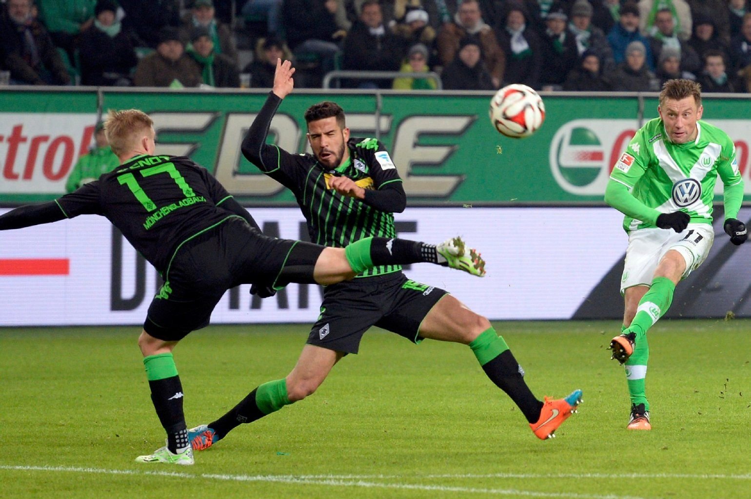 1:0-Sieg: 1:0-Sieg: VfL Wolfsburg schießt Borussia Mönchengladbach in ...