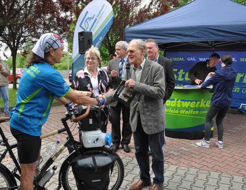Thomas Meixner: Thomas Meixner: Täve Schur wünscht dem Weltenradler ...