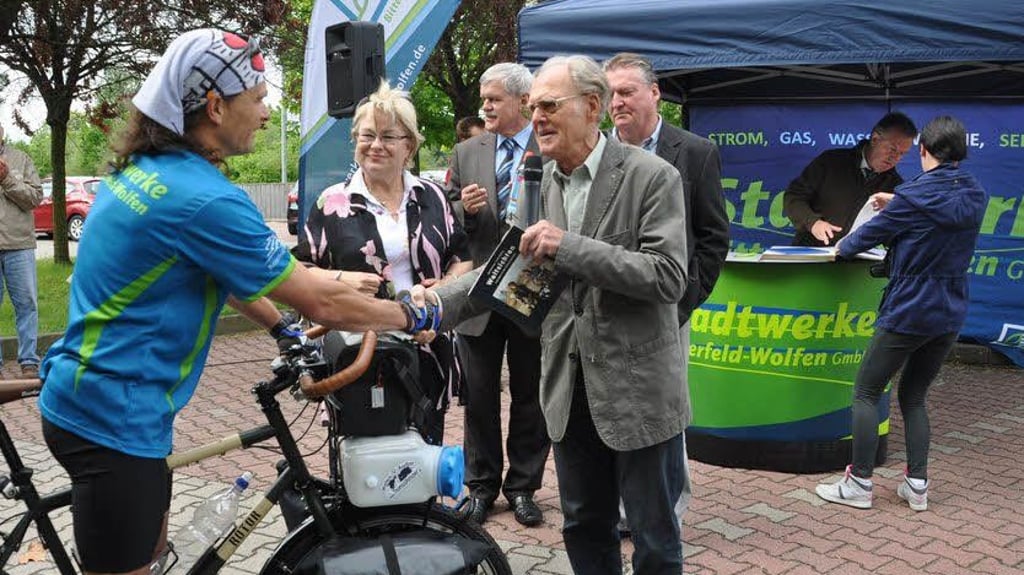 Thomas Meixner: Thomas Meixner: Täve Schur wünscht dem Weltenradler ...
