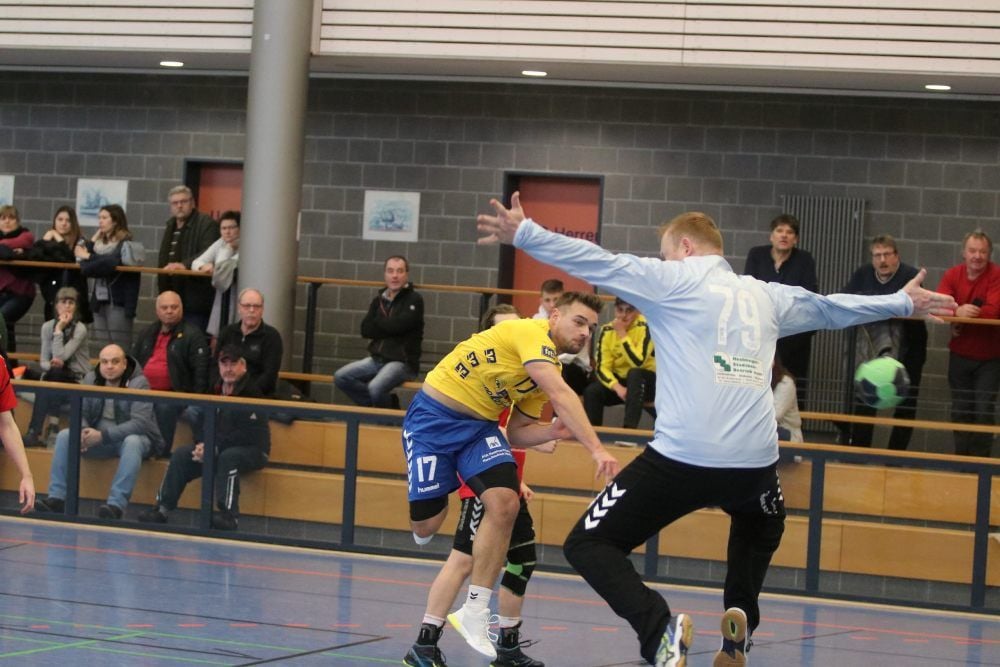 Spannendes Spiel: Handball: BSV Fichte Erdeborn gegen Rot-Weiß Staßfurt II