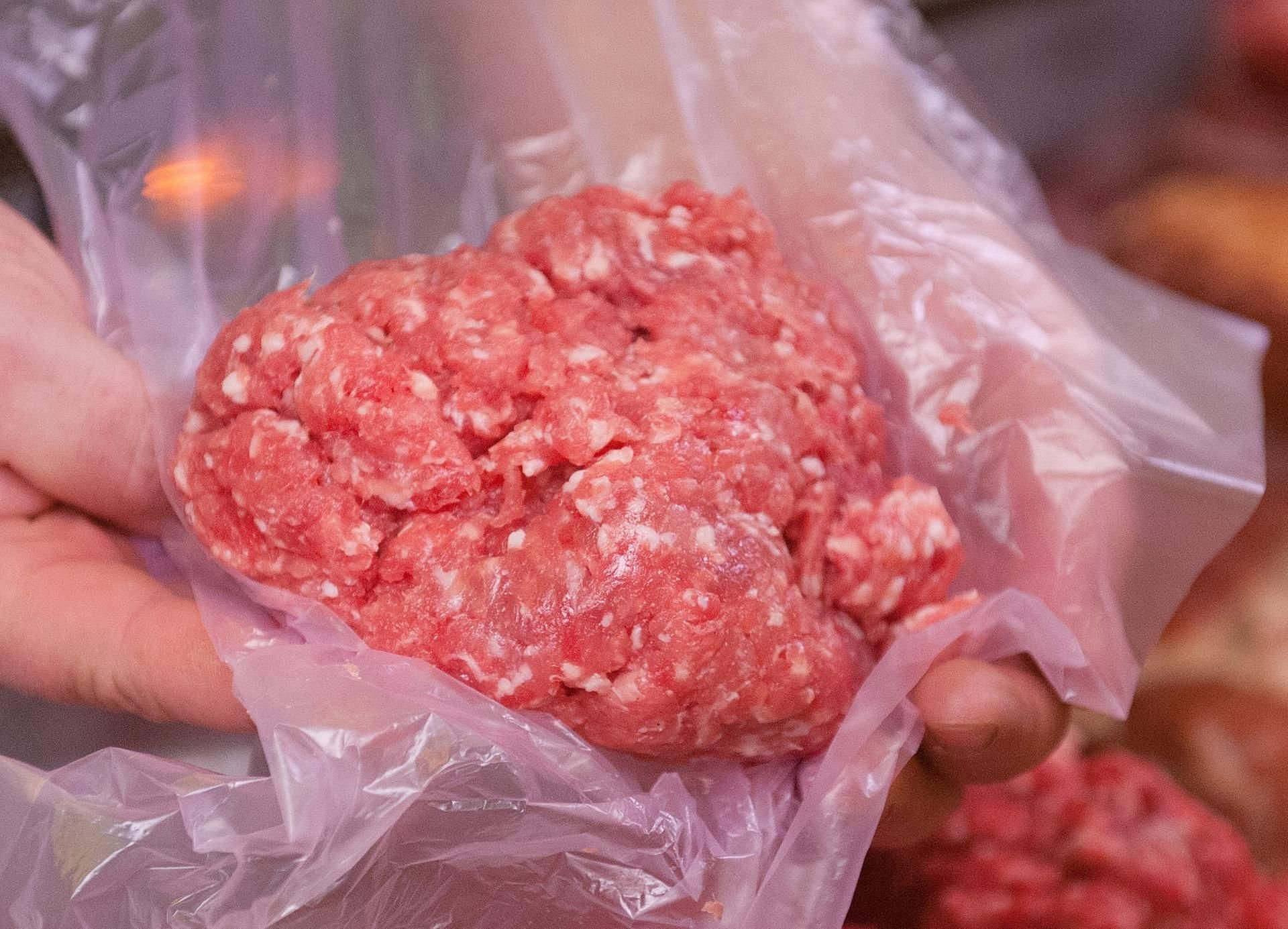 Kurioser Fall: Kurioser Fall: Diebe in Düren brechen Kühlanhänger auf ...