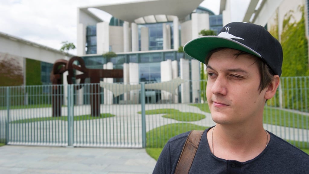 #NetzfragtMerkel: #NetzfragtMerkel: Diese Fragen soll Youtube-Star ...