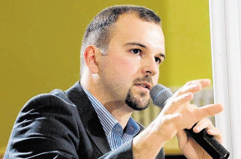 Nach Eklat um AfD-Mitglied Augusti: Nach Eklat um AfD-Mitglied Augusti ...