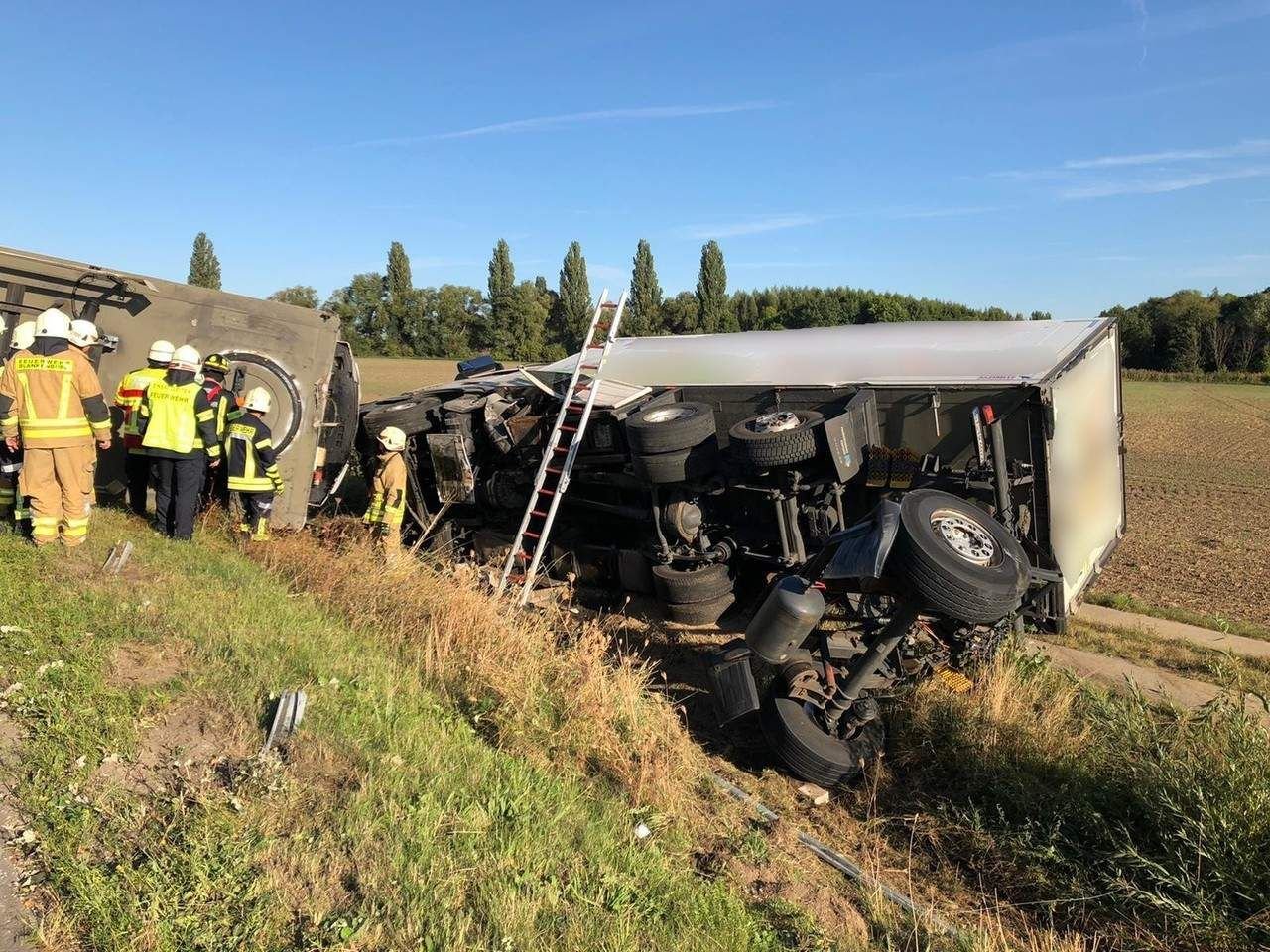 Vollsperrung nach Lkw-Unfall auf A36 im Harz