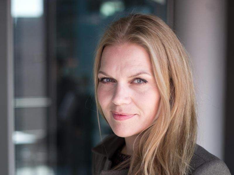 Helen Dorn: Der Pakt