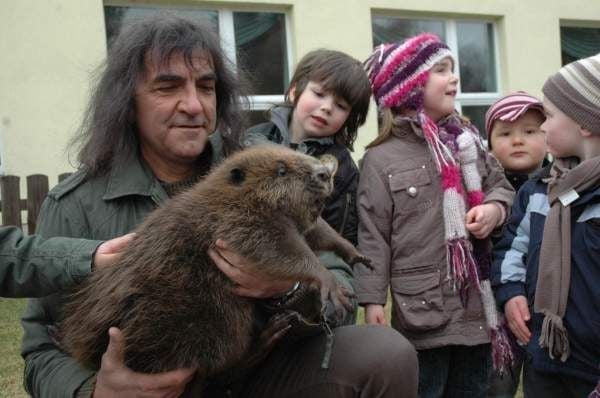 Peter Ibe gastiert mit Elbebiber Moppel