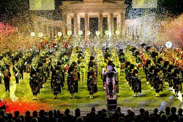 Internationale Musikparade: Marsch der schönsten Melodien und großen ...