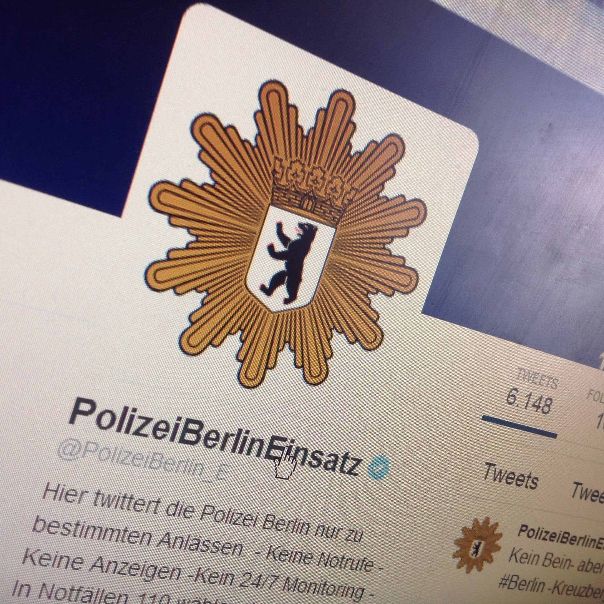 #24hPolizei: #24hPolizei: Berliner Polizei twittert alle Notruf-Einsätze