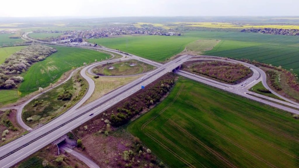 Fertigstellung der A143 bei Halle: Fertigstellung der A143 bei Halle ...