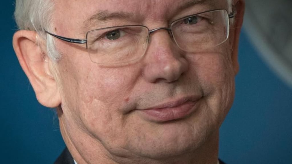 Hessens CDU ehrt Roland Koch mit Alfred-Dregger-Medaille