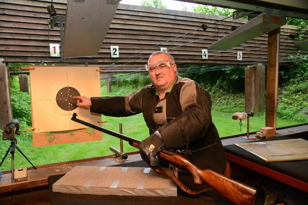 Bester mit dem Steinschlossgewehr: Bester mit dem Steinschlossgewehr ...