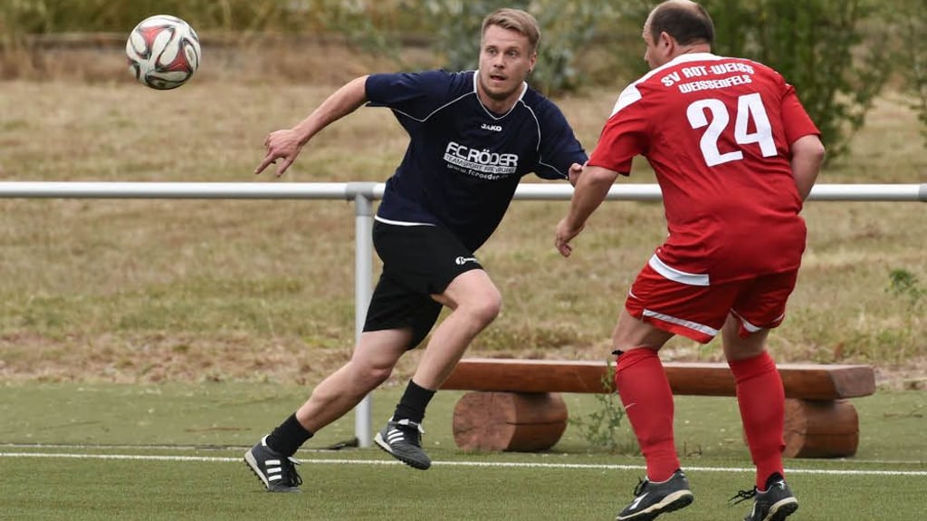 Seniorenfußball : Seniorenfußball : RSK-Team stößt den Bock um
