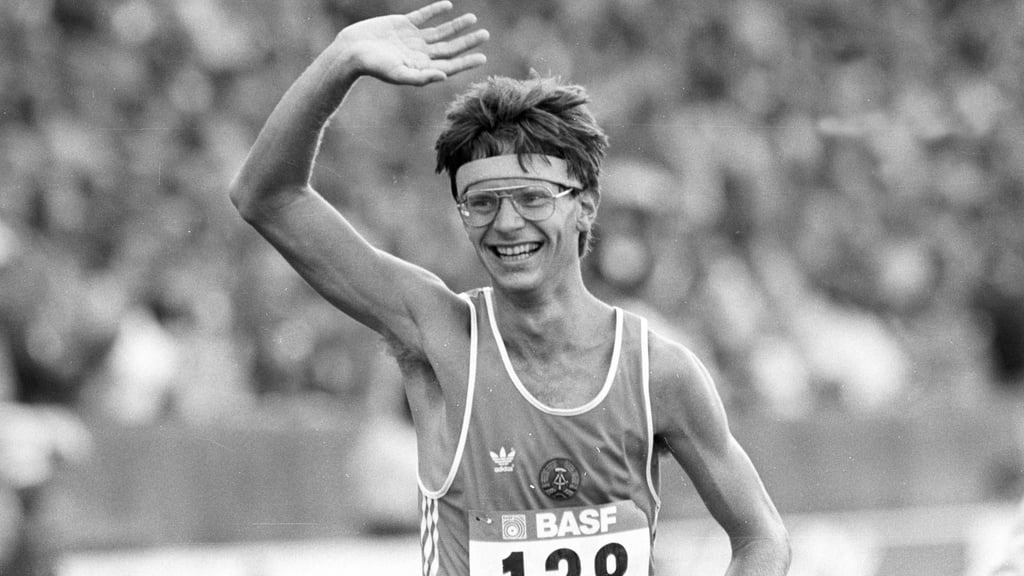 Trauer um Hartwig Gauder: Hartwig Gauder ist tot: DDR-Olympiasieger ...