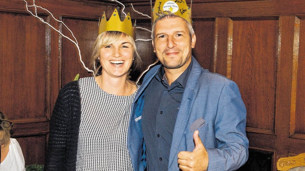 Krönung im ersten Akt : Bürgermeisterwahl in Mücheln: Krönung im ersten Akt - Andreas Marggraf ...