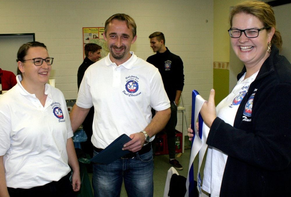 Karneval in Holzdorf: Karneval in Holzdorf: Neue Regenten vorgestellt