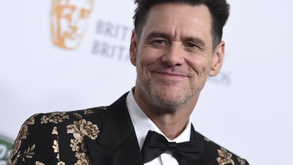 Jim Carrey zeigt politische Cartoons in New York