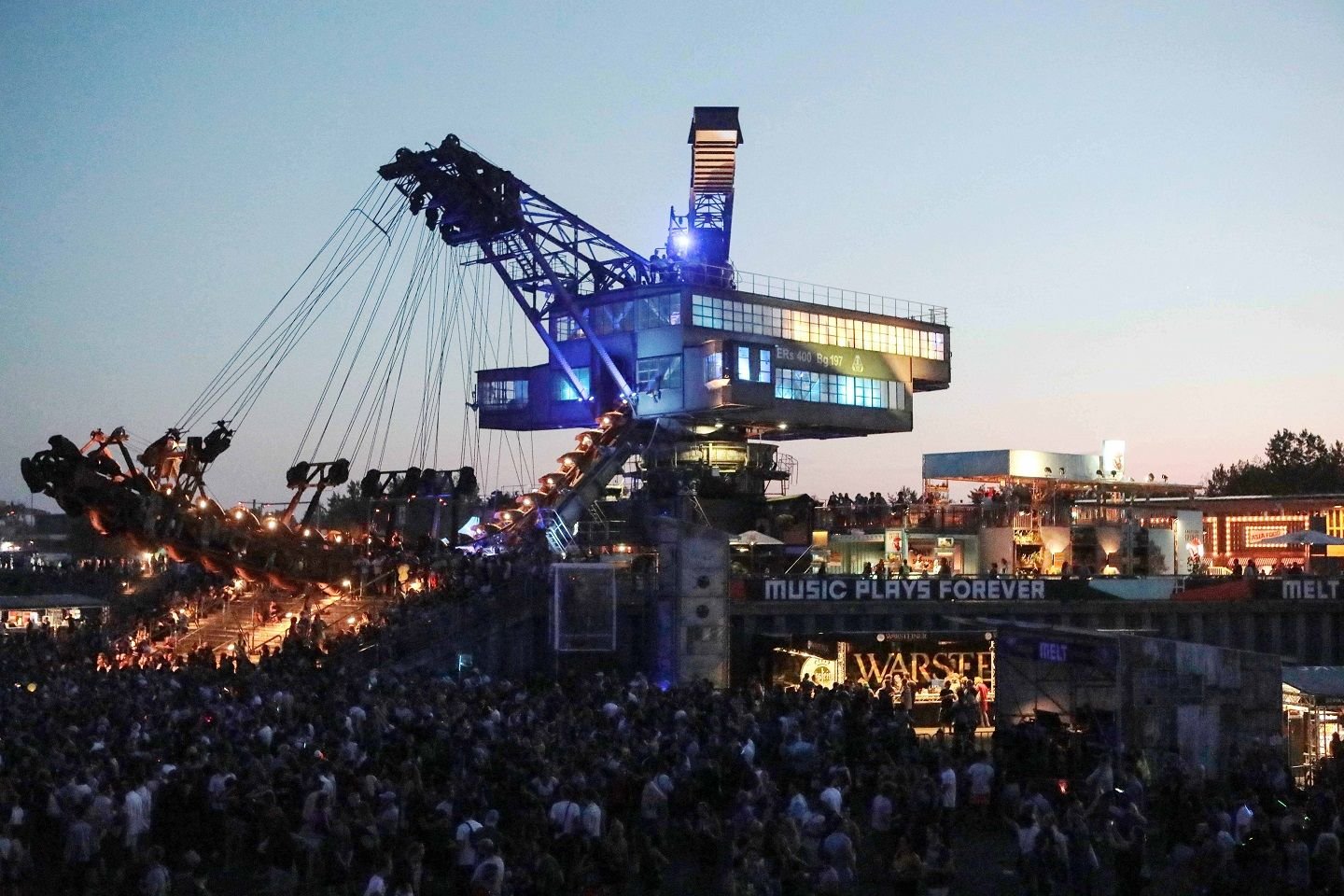 Konzerte in Ferropolis: Konzerte in Ferropolis: Wenn Musik zur Last wird