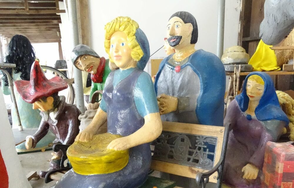 Weihnachtsdorf in Zemnick: Weihnachtsdorf in Zemnick: Heporö macht ...