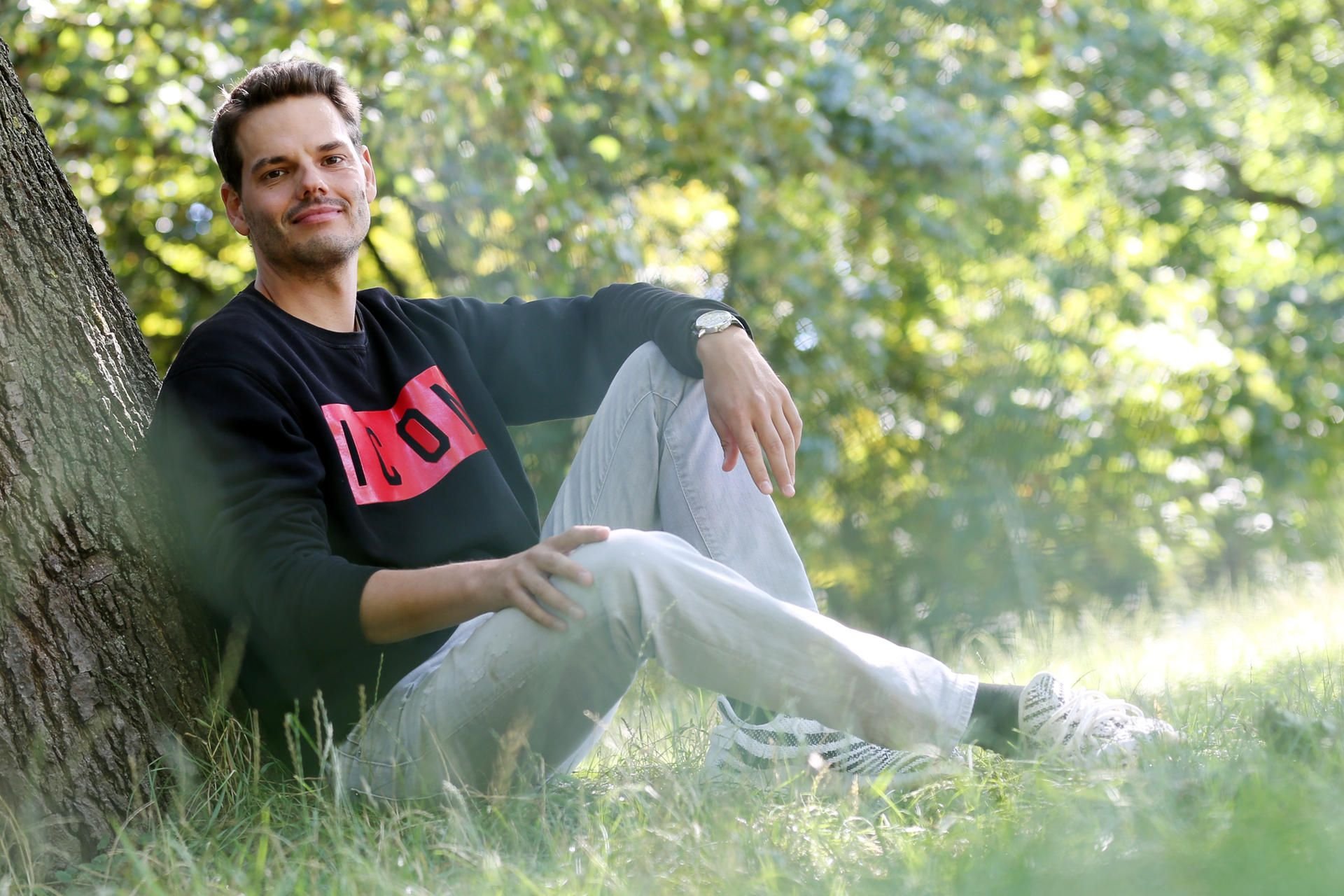 Jahresverdienst 75.000 Euro: Jahresverdienst 75.000 Euro: Kölner lebt ...