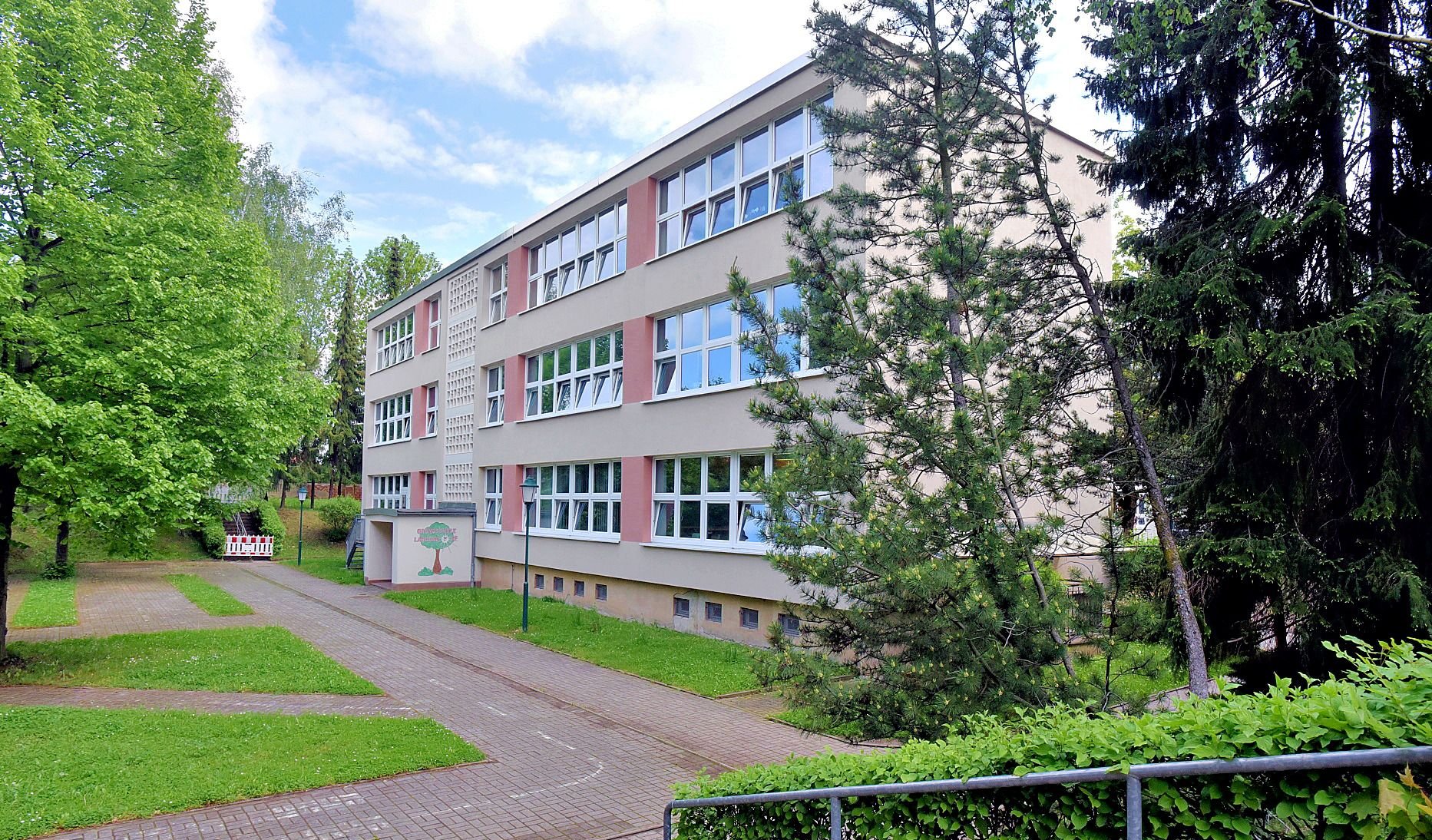 Eine neue Schule für Langendorf