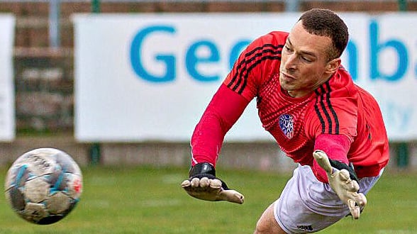 Stammkeeper Nicholas Waite muss gehen