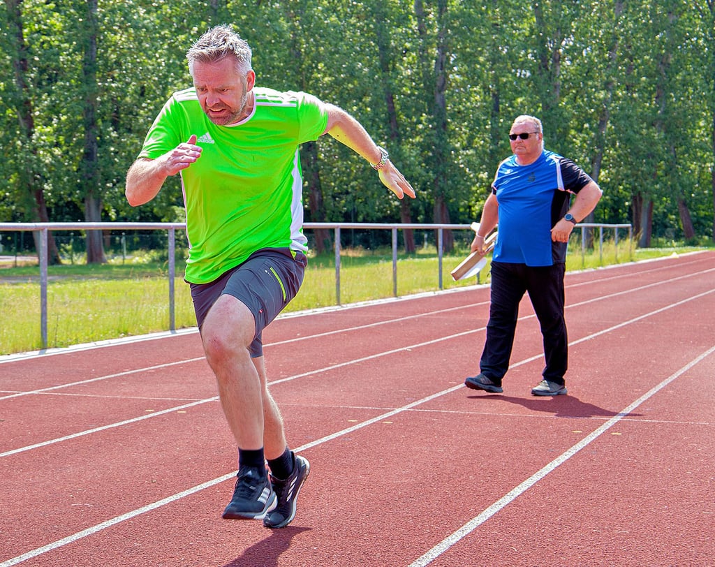 MZ-Redakteur Torsten Adam (47) absolviert das Sportabzeichen