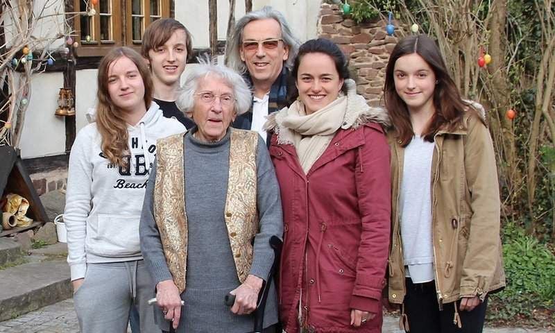 Graf von Westarp führt Familie zusammen