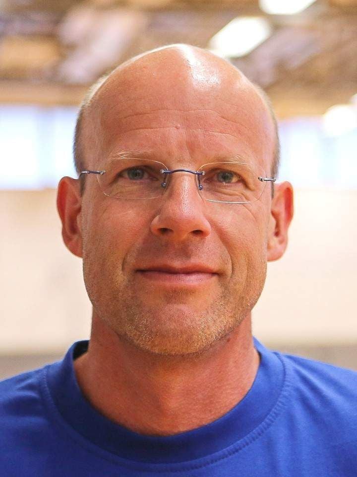 Lars Becker vom Verein verabschiedet