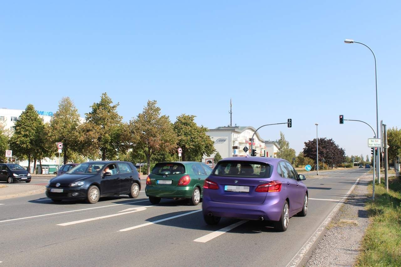 Bei Rot darf links abgebogen werden