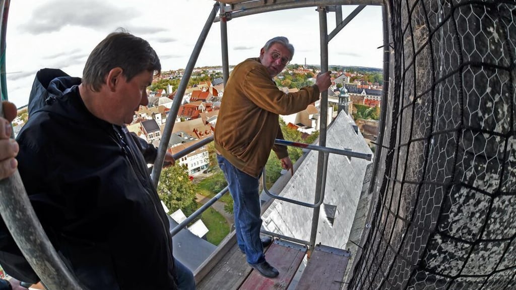 Doppeltes Netz für Gotteshaus: Doppeltes Netz für Gotteshaus: Doch das ...