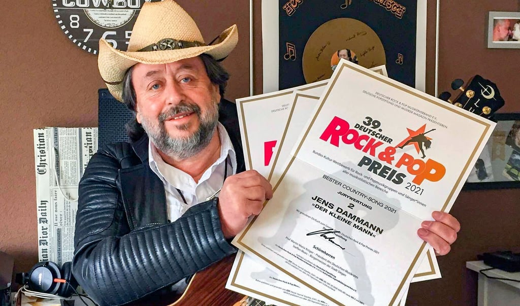 Der Ascherslebener Musiker Jens Dammann kann gleich drei Ehrungen beim ...