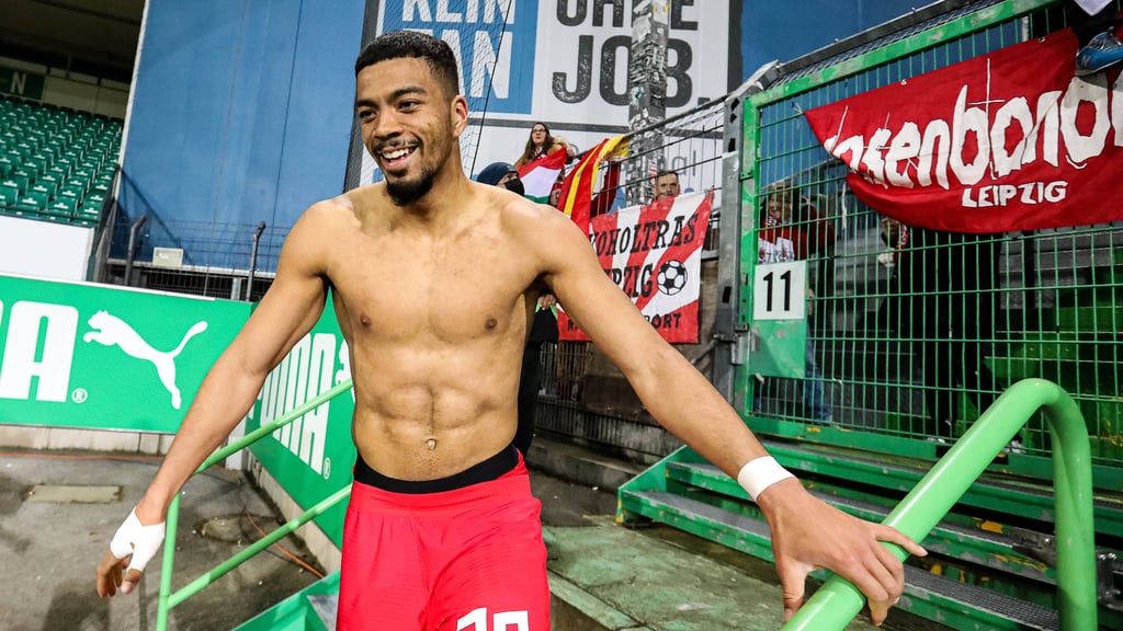 Überraschende Nominierung: Flick beruft Benjamin Henrichs von RB ...