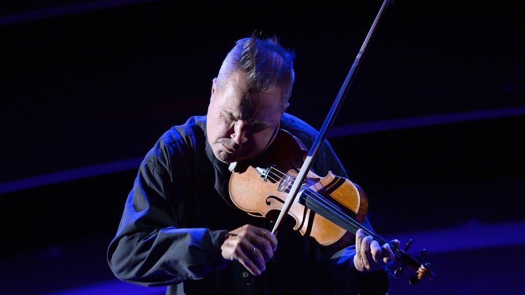 Autobiografien von Nigel Kennedy und David Garrett
