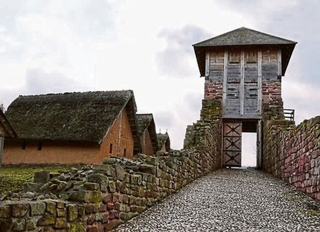 An Himmelfahrt geht es dem Bart auf der Königspfalz in Tilleda an den Kragen