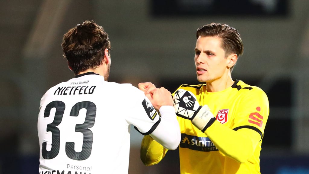 Daniel Mesenhöler verlängert beim HFC, Luca Bendel steigt auf