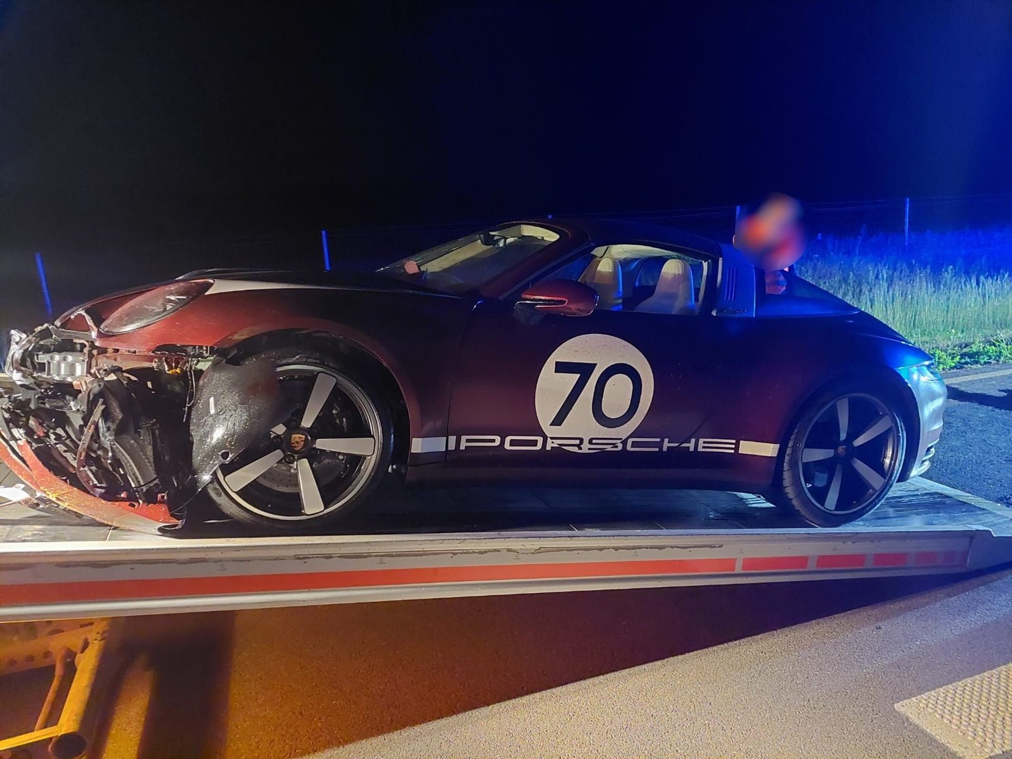 Wertvoller Porsche 911 bei Unfall mit Reh zerstört - mindestens 40.000 ...