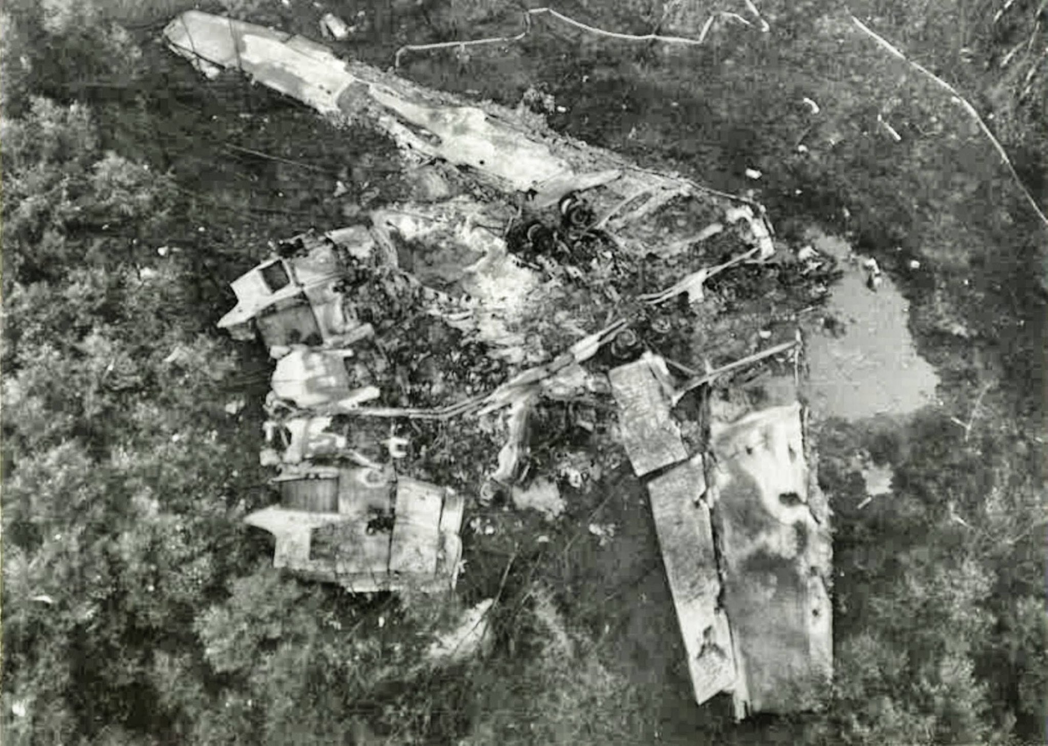 Größtes Flugzeugunglück der Geschichte: Todesflug der Interflug IL-62 ...