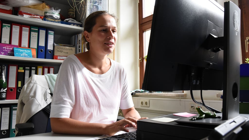 Pressesprecherin hat geheiratet: Trotz neuen Namens ganz die alte ...