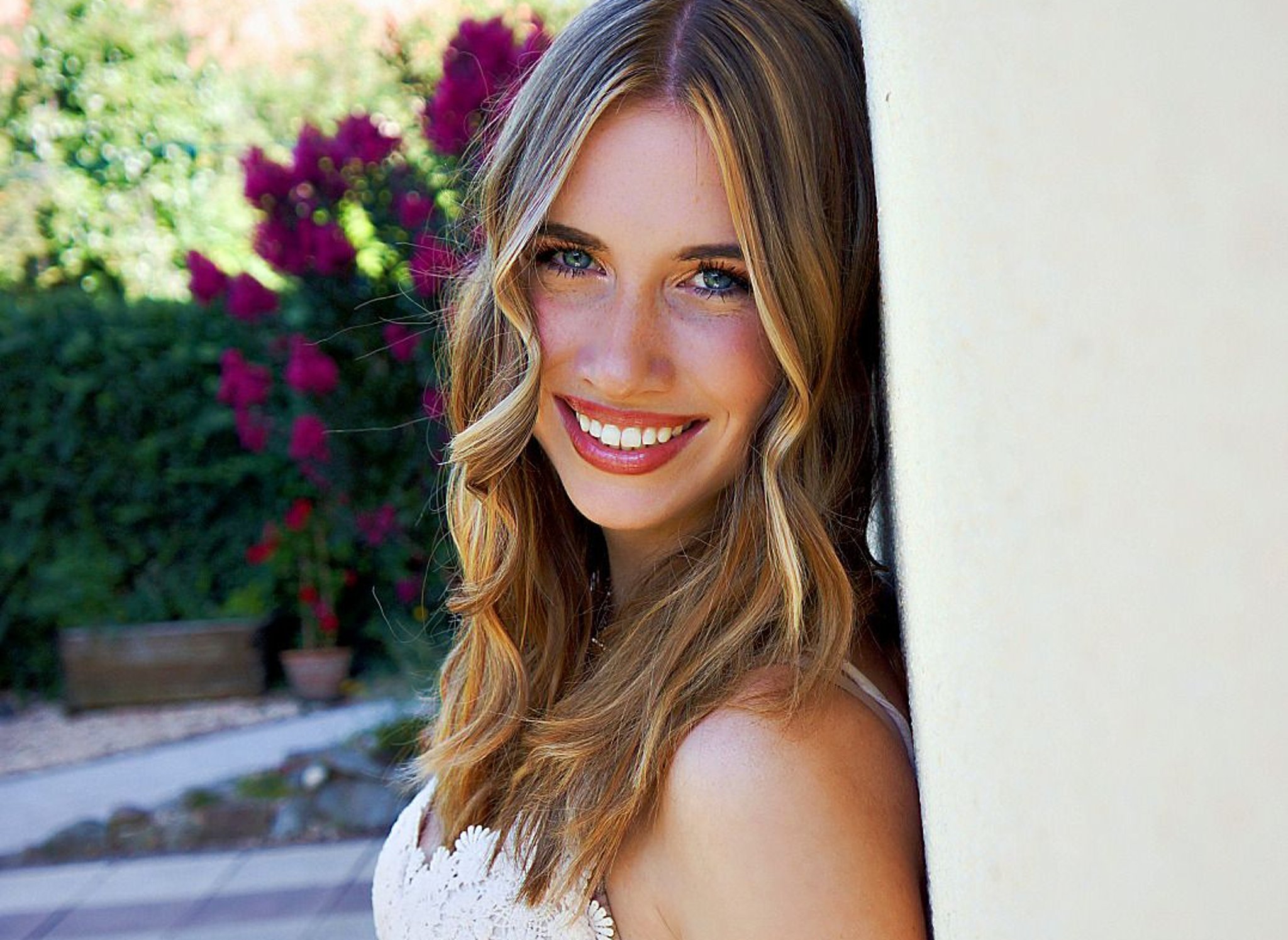 Popstipendium fördert junge Frau aus Gommern: Sängerin Janika Roloff ...