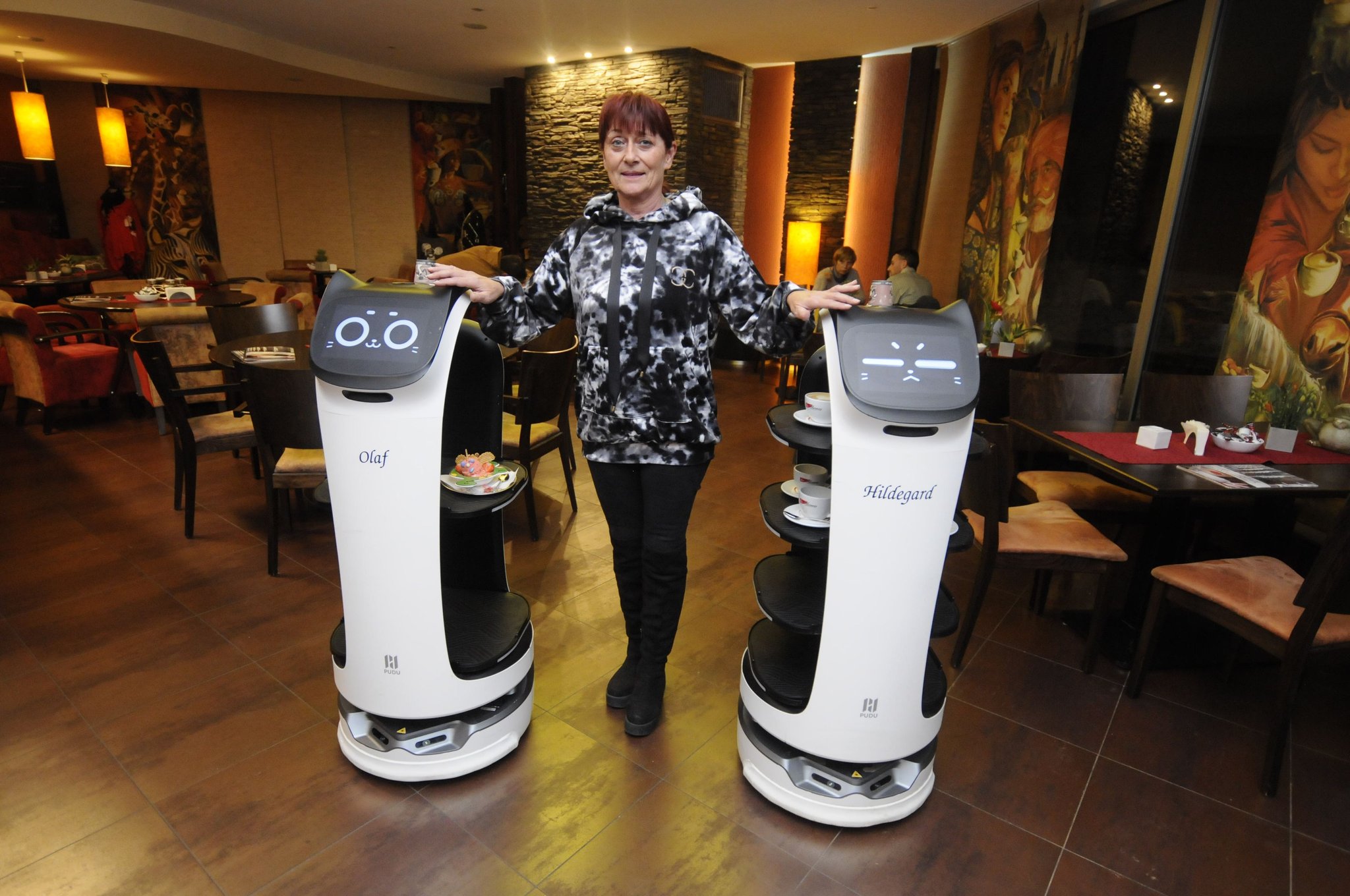 Gastronomie im Burgenlandkreis: Darum servieren im Café „Moness“ in ...