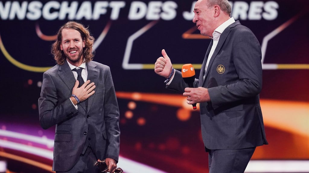 „Sportler des Jahres“: Text-Aussetzer bei der Laudatio: Vettel nimmt es ...