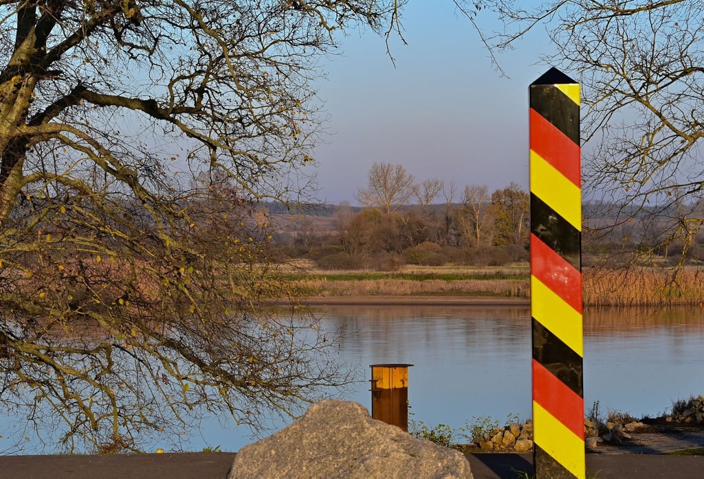 Fischsterben: Streitfall Oder - Verwundeter Fluss vor neuer Katastrophe?