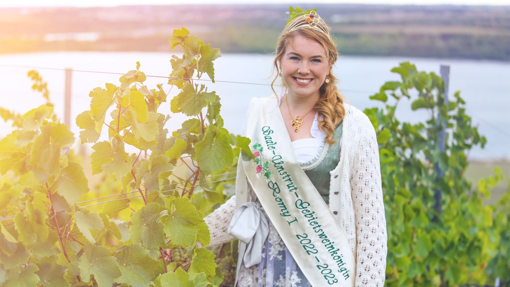 Was macht eigentlich eine Gebietsweinkönigin?: Mit der Krönung hat sich ...