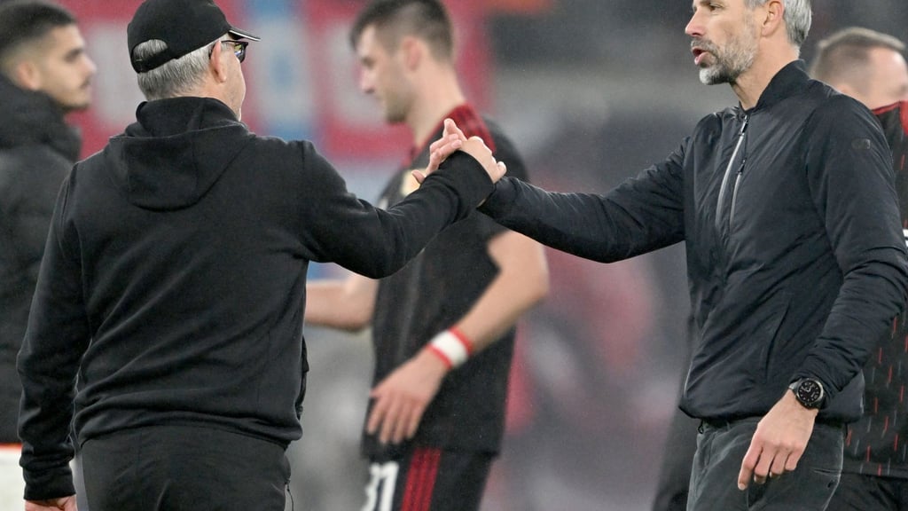 Bundesliga: Leipzig-Coach Rose kritisiert VAR-Eingriffe: „Inflationär“ Bundesliga: Leipzig-Coach Rose kritisiert VAR-Eingriffe: „Inflationär“