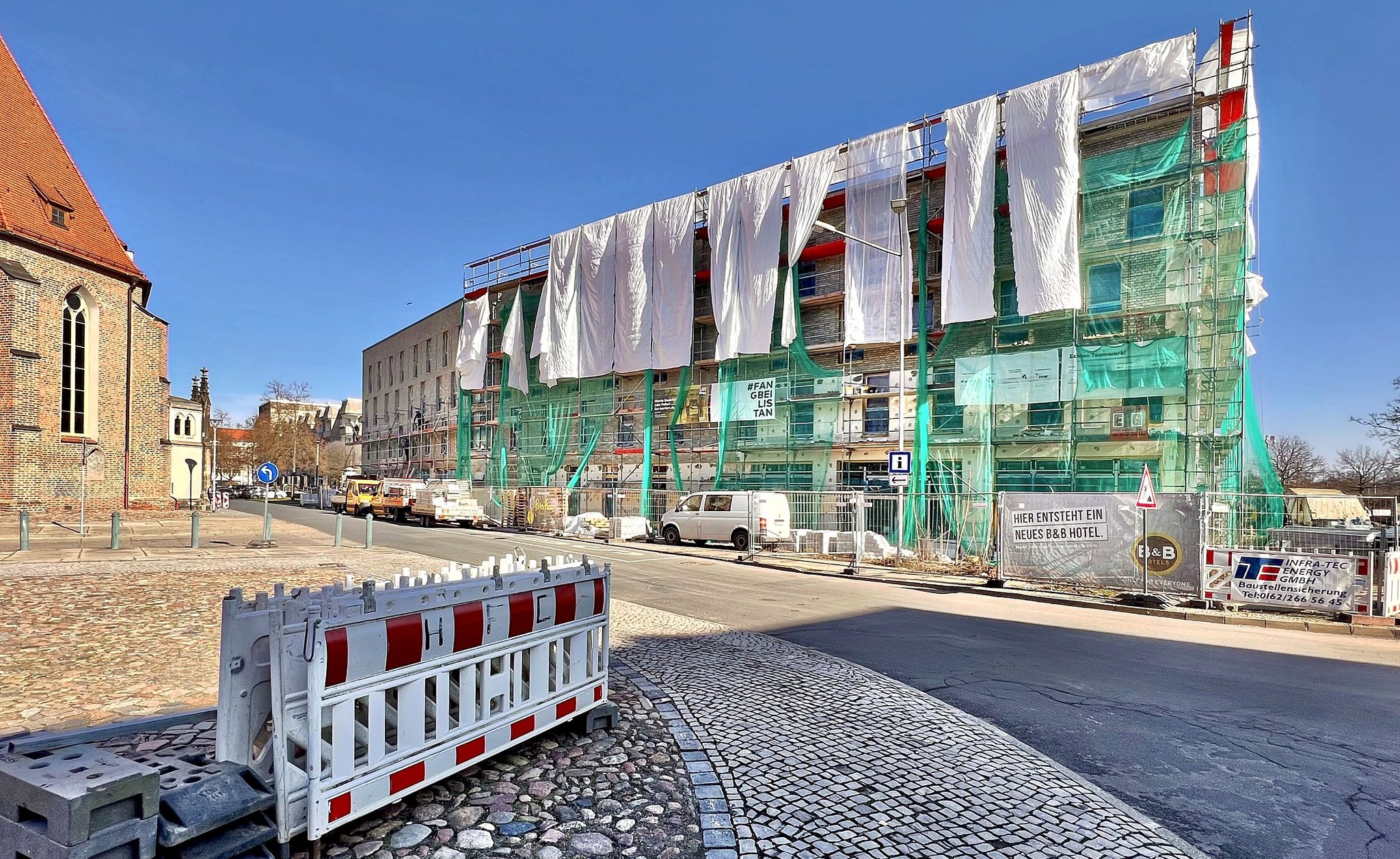 Bauarbeiten im Stadtzentrum: Neues Hotel wird „angeschlossen ...