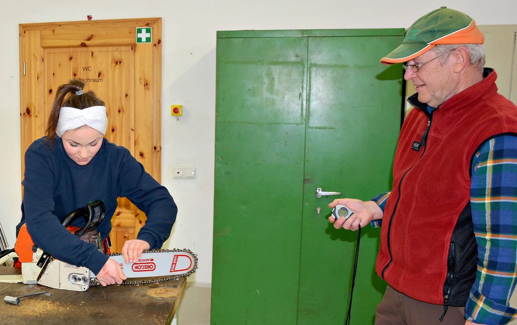 Forstwettbewerb: Hauchdünner Sieg für Lukas Wille in Klötze