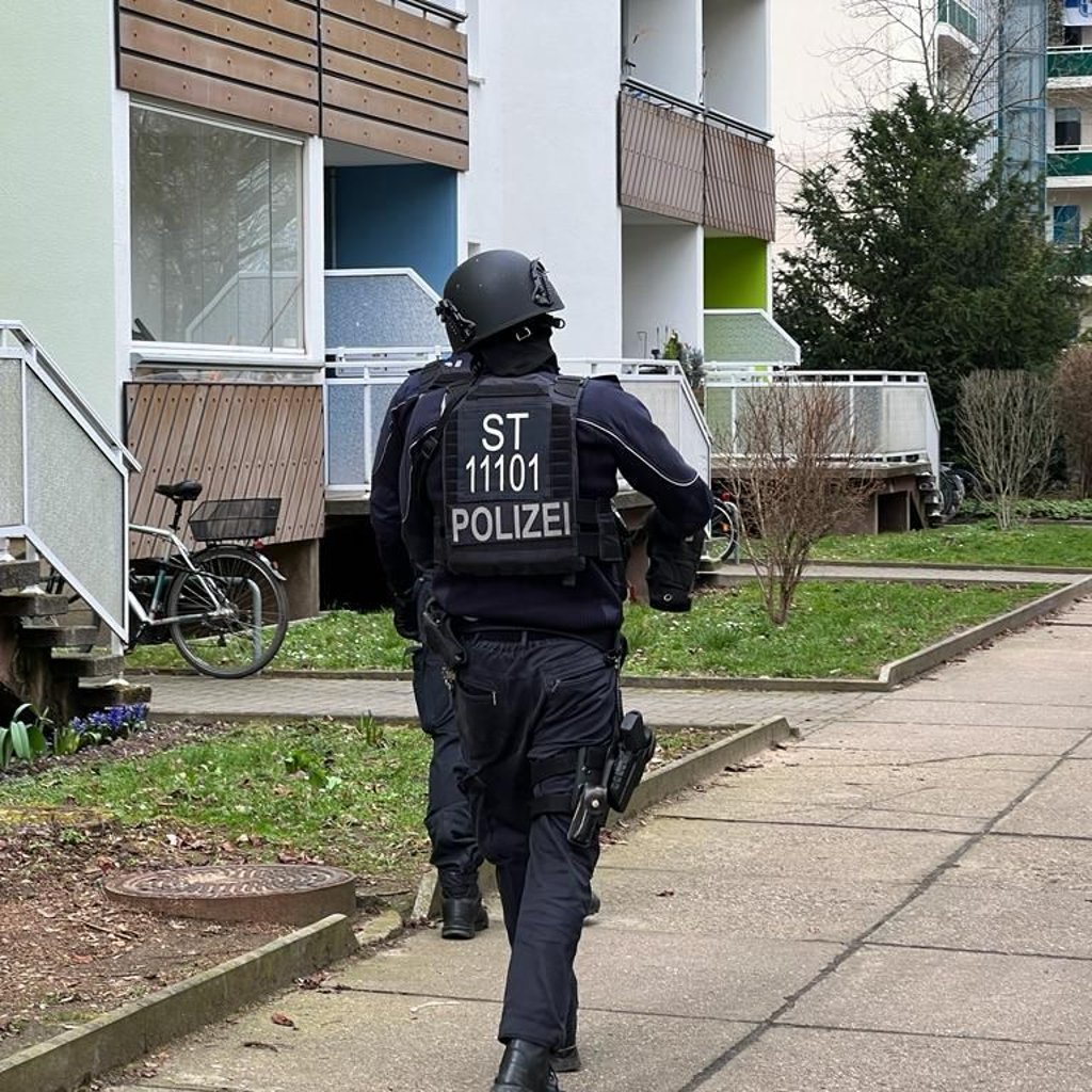 Polizei-Großaufgebot in Magdeburg: Was es mit dem Einsatz auf sich hat