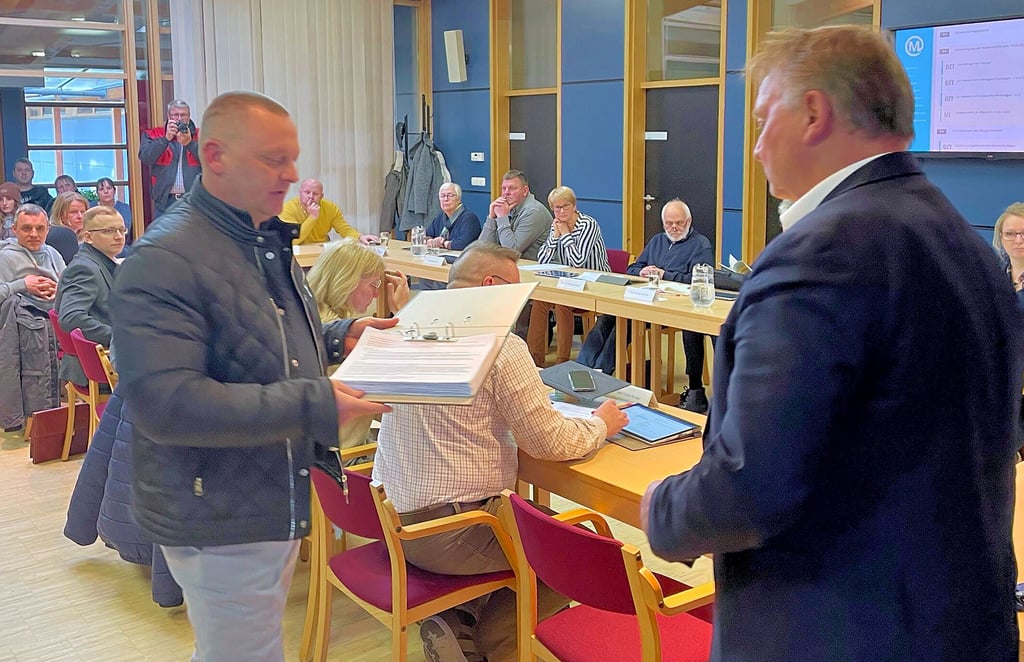 Photovolatik: In Möser bei Magdeburg wächst Bürger-Protest gegen zu ...